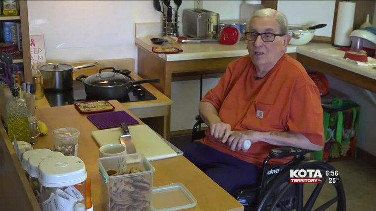 One-handed chef is thankful for being able to still cook - Rapid City Daily